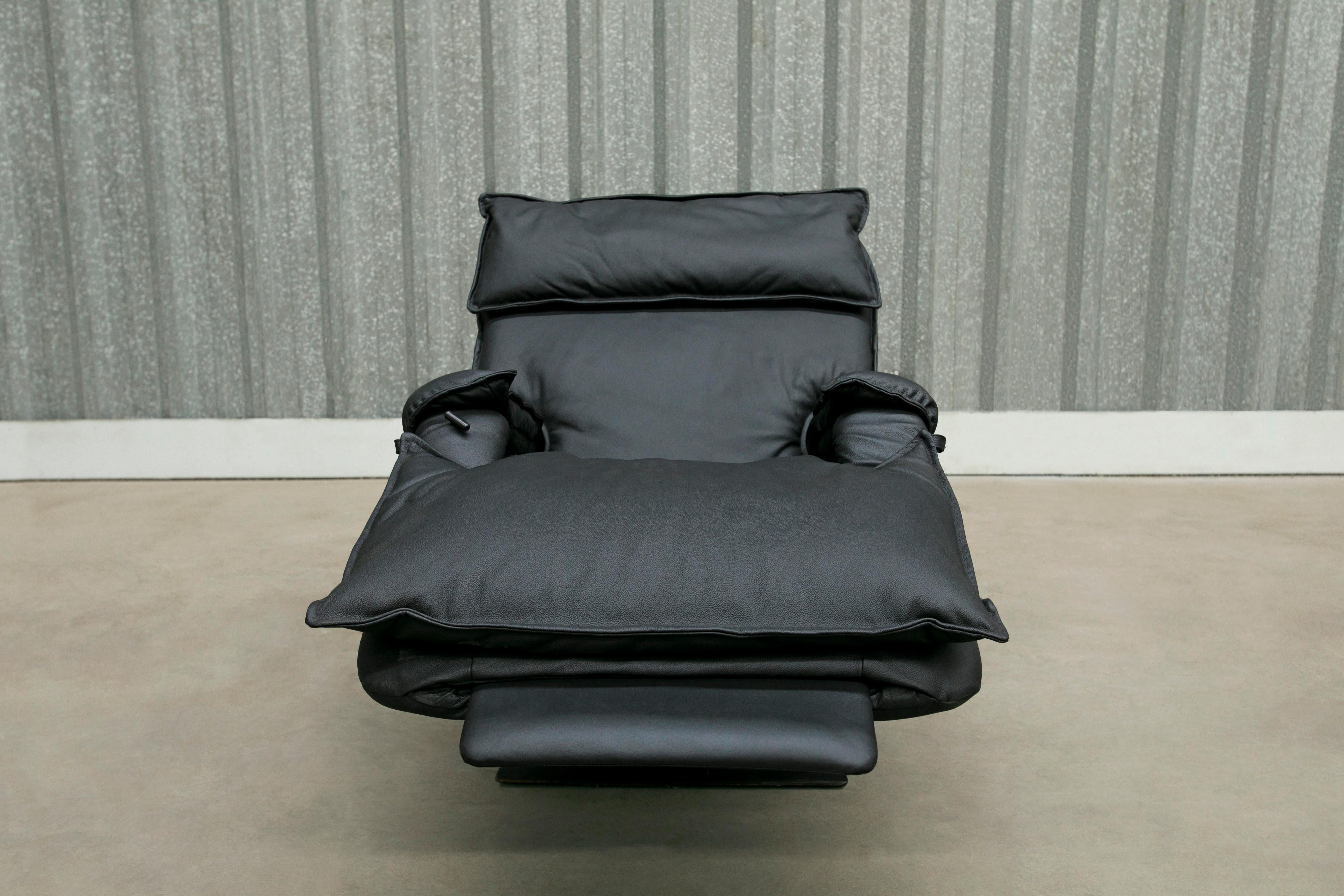 Brazilian Modern "Pony" Reclining Chair in Leather by Percival Lafer ...