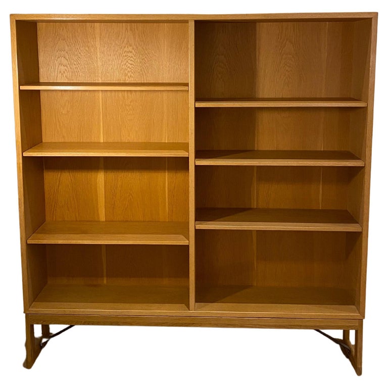 Børge Mogensen Bookcase in Oak For Sale at 1stDibs