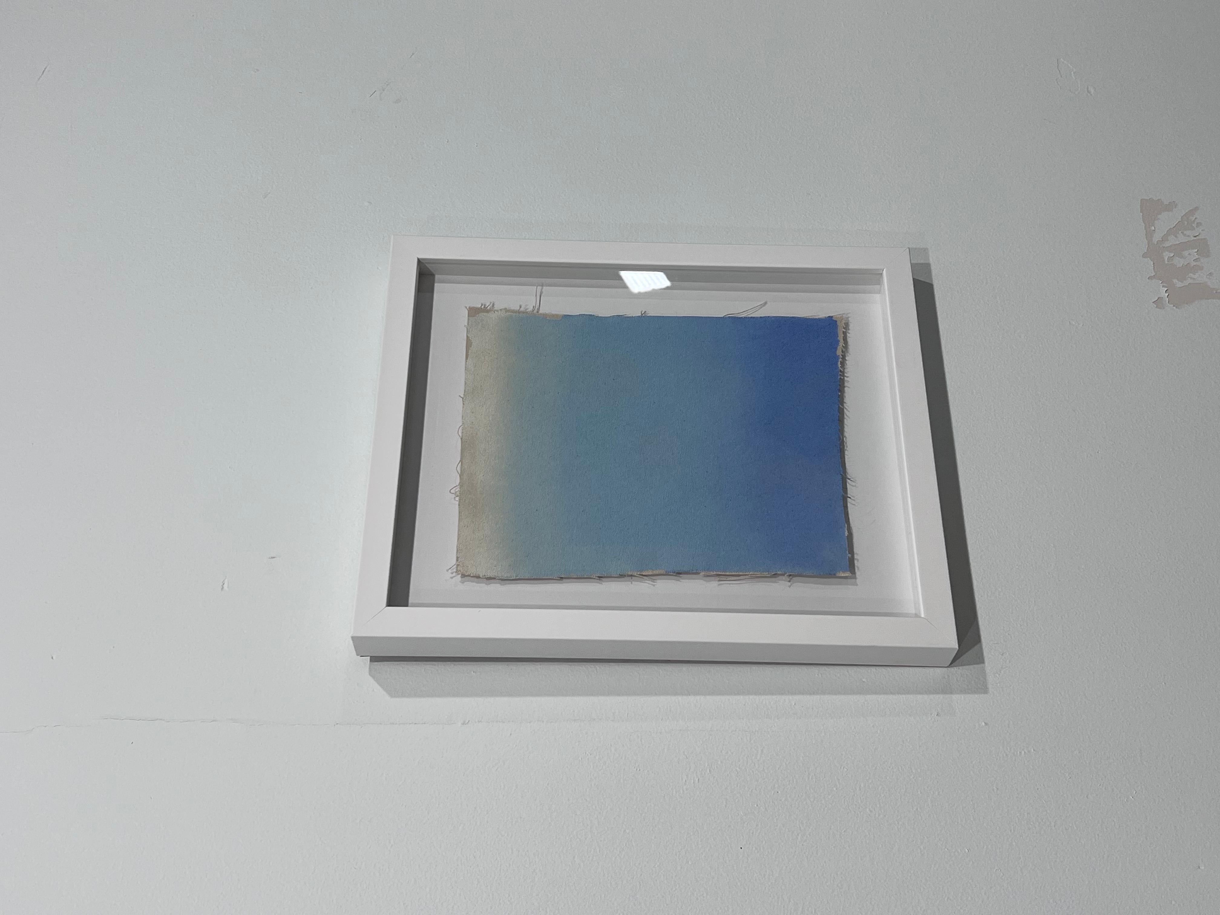 Bridgette Duran - Campo de color Pintura degradada azul claro en venta ...