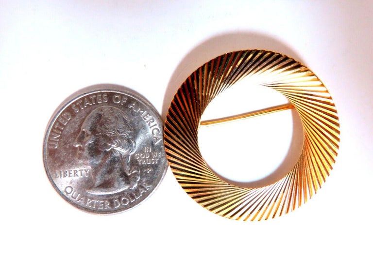 Bright Ray Circle Pin 14kt For Sale at 1stDibs