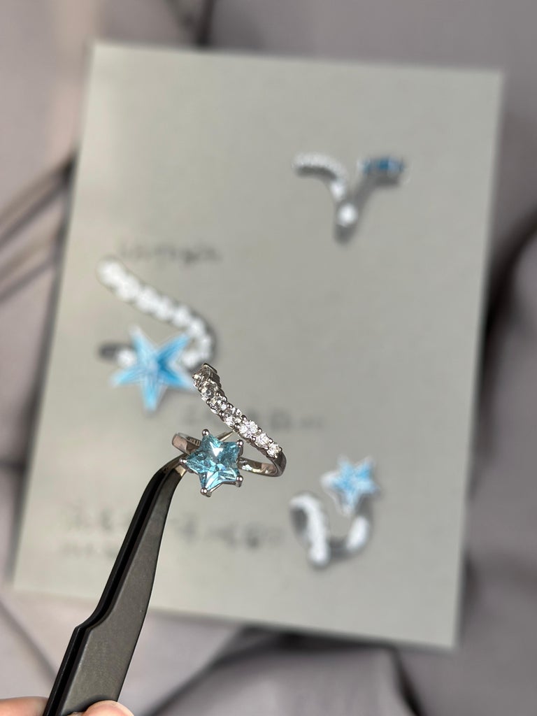 Bright Shooting Star Ring For Sale at 1stDibs