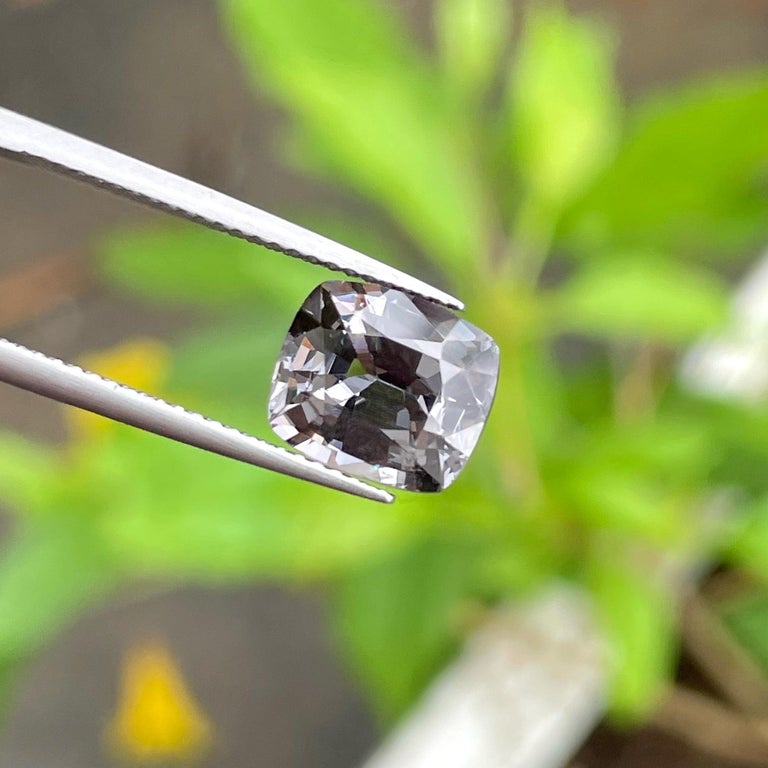 Brilliant Grey Natural Loose Spinel Gemstone 3.30 Carats High Quality Stone For Sale at 1stDibs