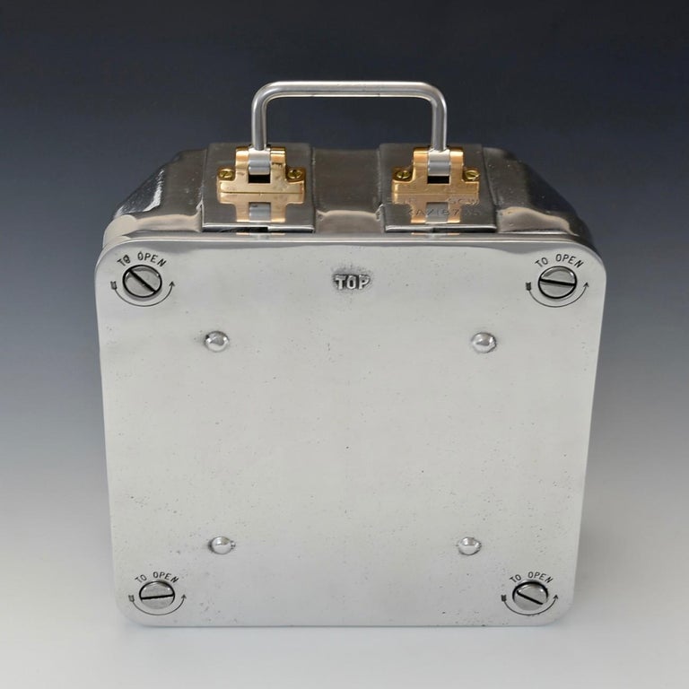 British Army 264 'SAS' Signals Squadron Military Clock, circa 1955 at ...