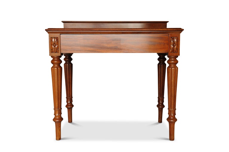 British Cabinet Makers Johnstone and Jeanes of London Console Table For ...