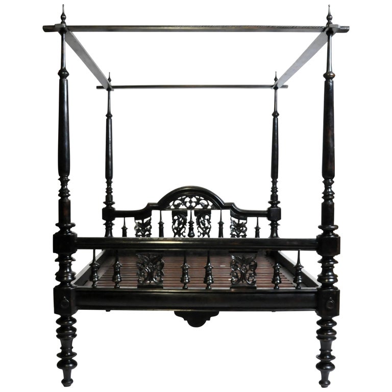 British Colonial Teak Wood Queen-Size Bed at 1stDibs
