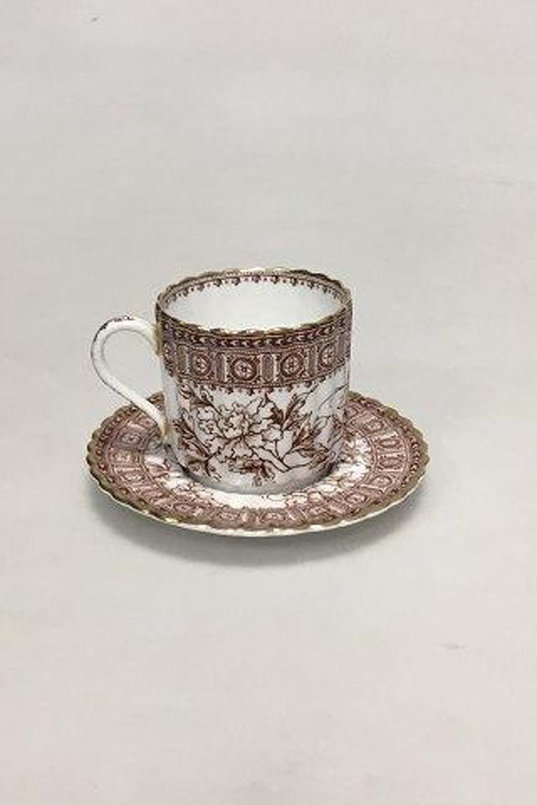 British Copeland Cup and Saucer with Gilt Rim For Sale at 1stDibs