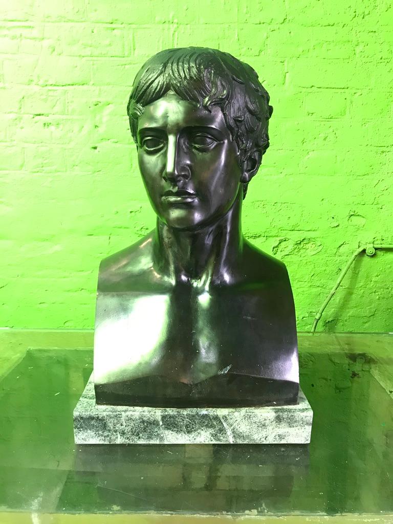 Bronze Bust of Young Caesar For Sale at 1stDibs