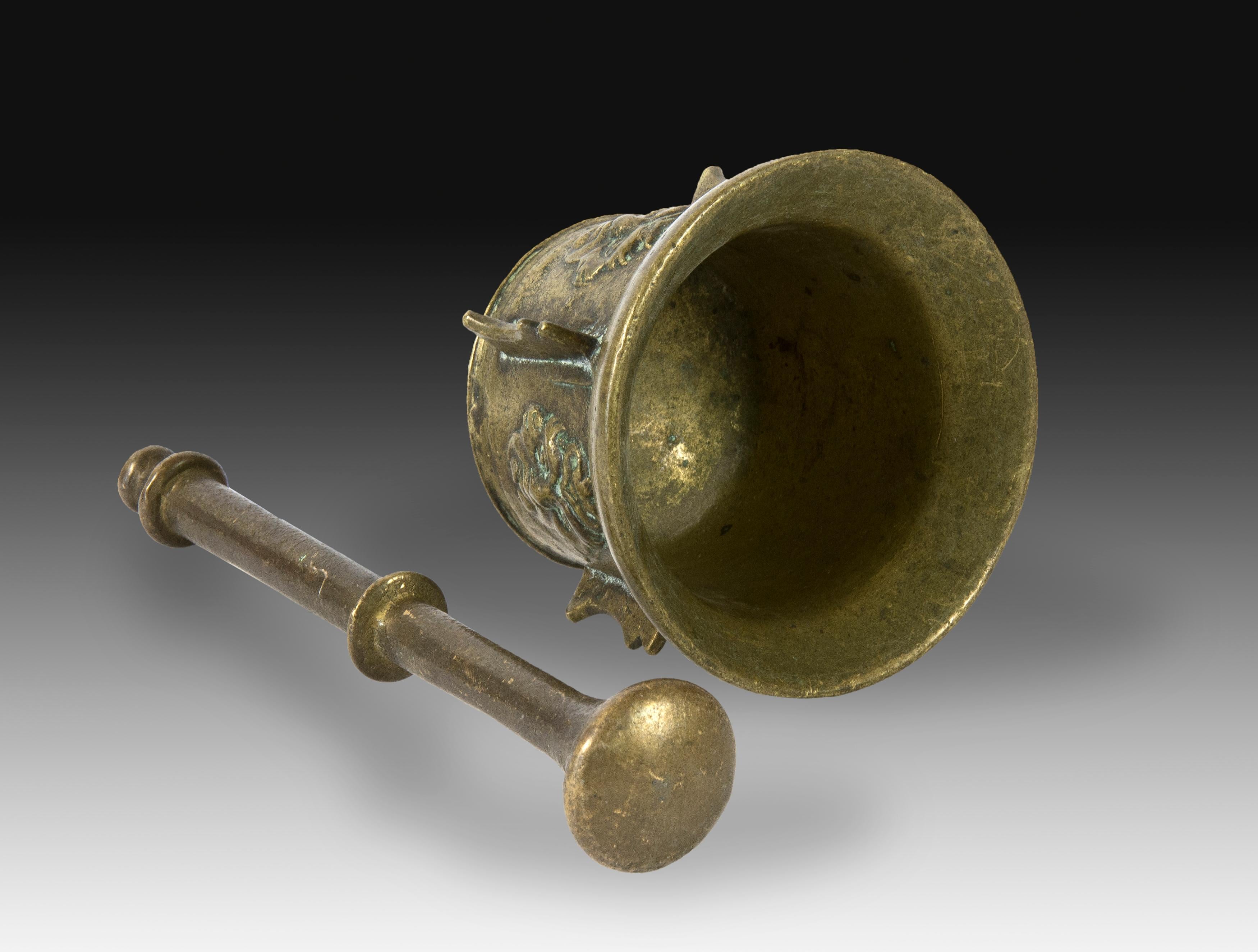 Bronze Mortar with Pestle, 17th Century at 1stDibs