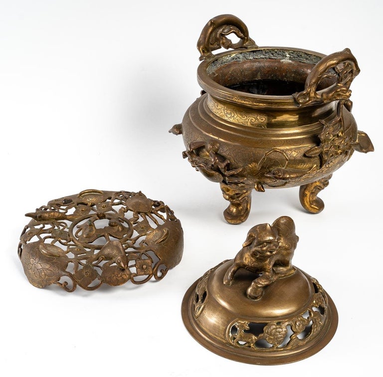 Bronze perfume burner, Vietnam, 19th century For Sale at 1stDibs