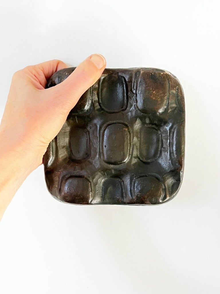 Bronze Push-Pull Door Handle with Contoured Design For Sale at 1stDibs