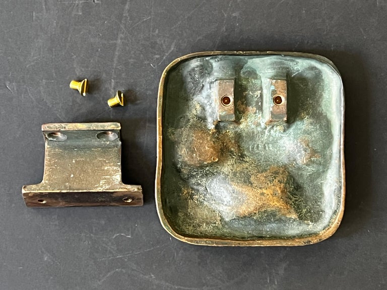 Bronze Push-Pull Door Handle with Contoured Design For Sale at 1stDibs