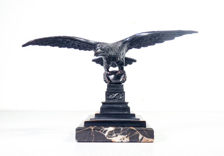 Bronze Sculpture of an Eagle, Marble Base, 20th Century For Sale at 1stDibs