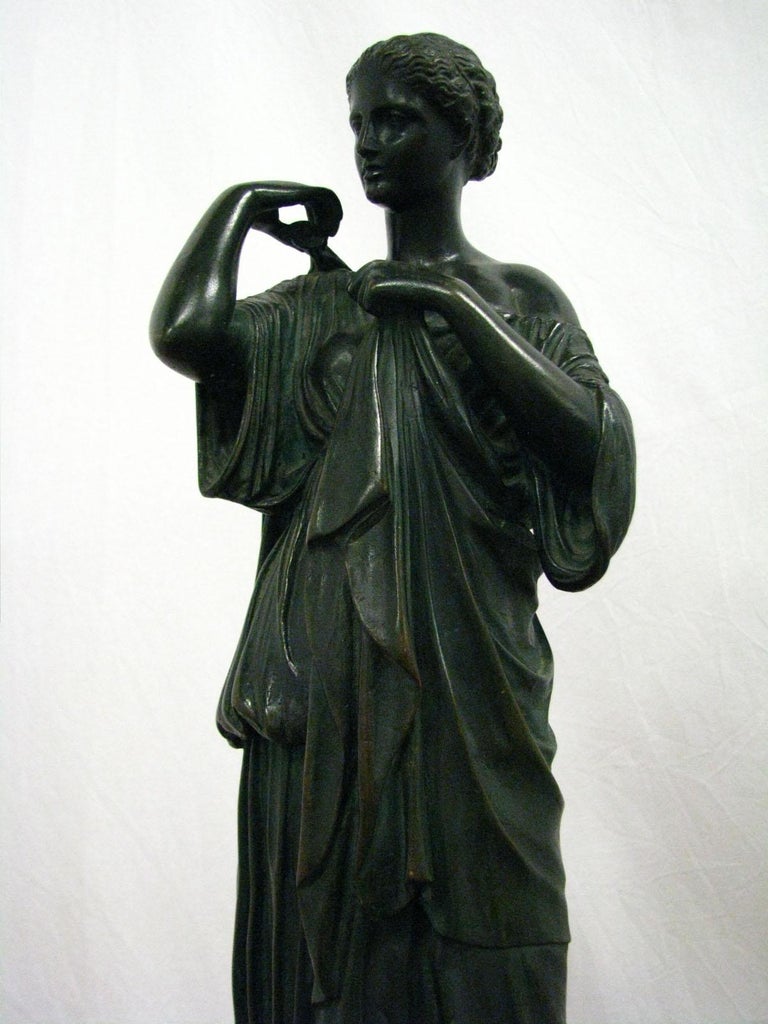 Bronze Statue Woman in Antique Clothes, 20th Century For Sale at 1stDibs