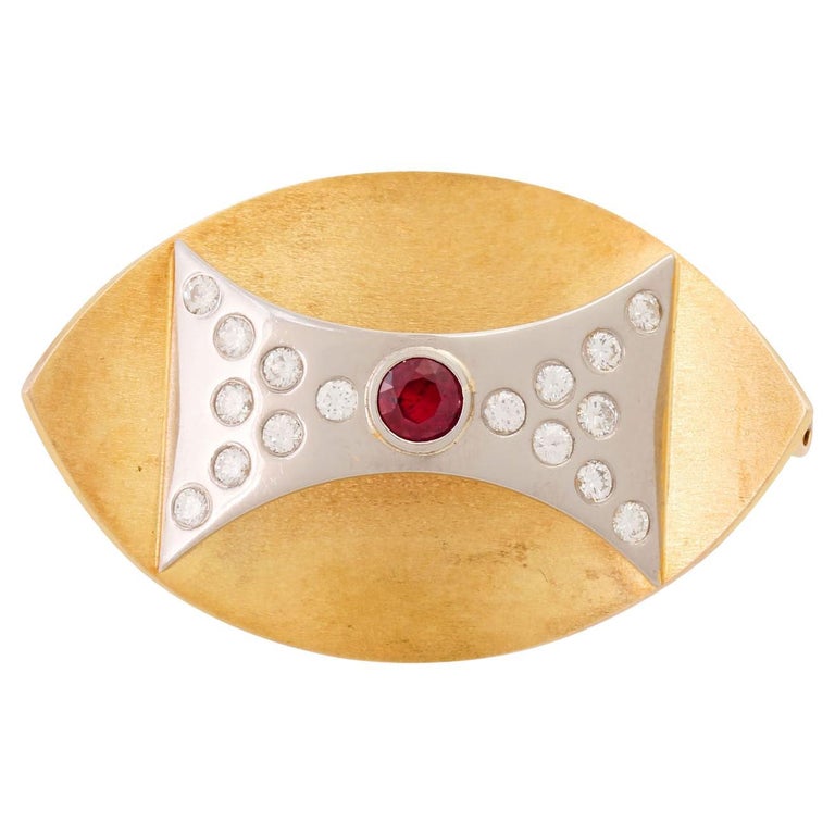 Brooch Concave Shape with Convex Part For Sale at 1stDibs