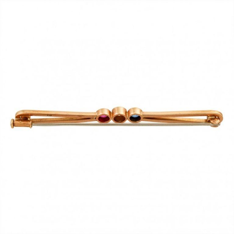 Brooch / Pin Set with Three Diamonds For Sale at 1stDibs