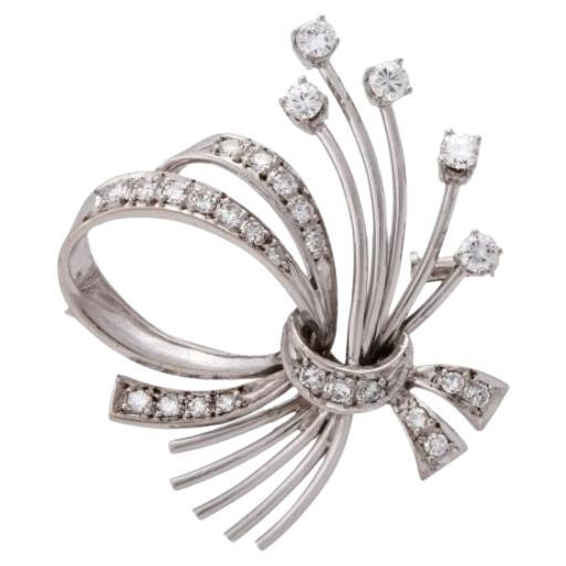 Brooch Set with Diamonds For Sale at 1stDibs
