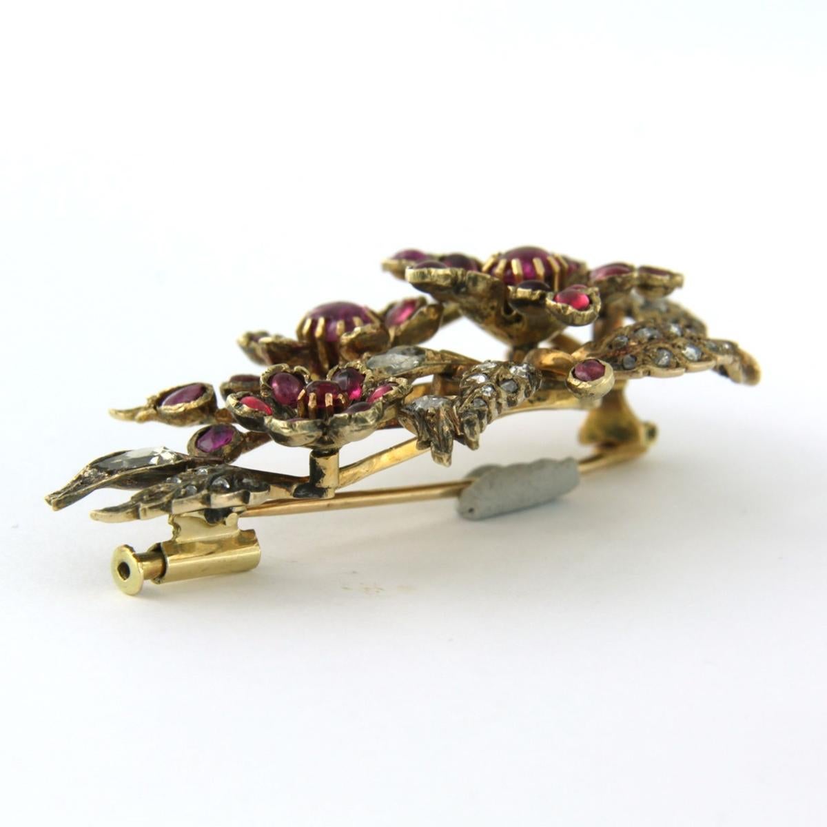 Brooch set with ruby and rose cut diamonds up to 0.50ct 18k yellow gold ...