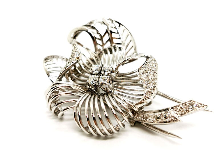 Brooch White Gold Diamond For Sale at 1stDibs