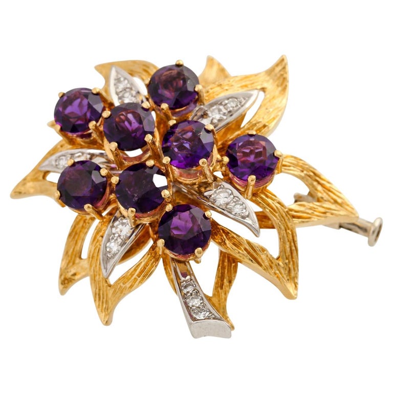 Brooch with Amethysts and Small Diamonds For Sale at 1stDibs