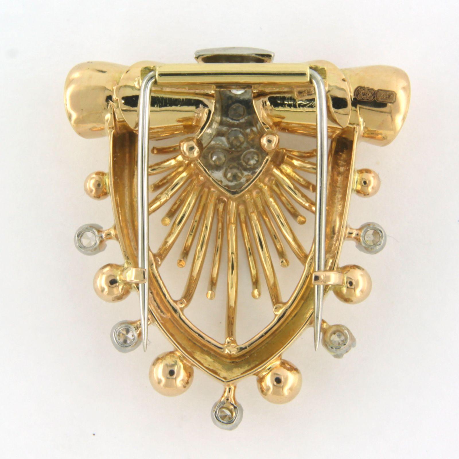 Brooch with diamonds 18k yellow gold and 950 Platinum For Sale at 1stDibs