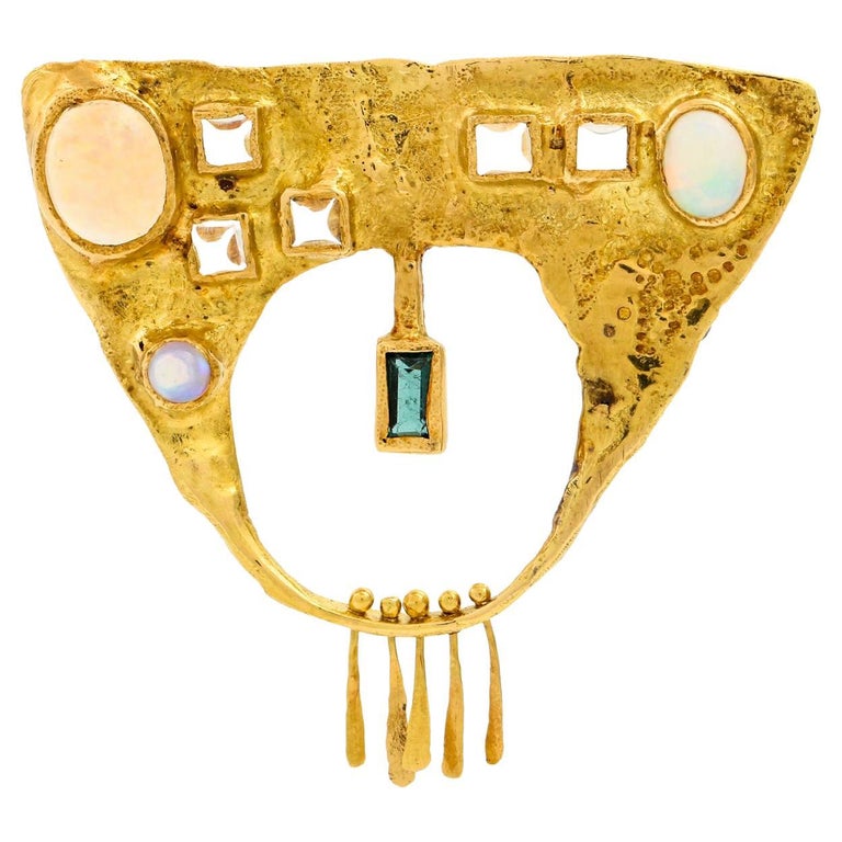 Brooch with Moonstone and For Sale at 1stDibs