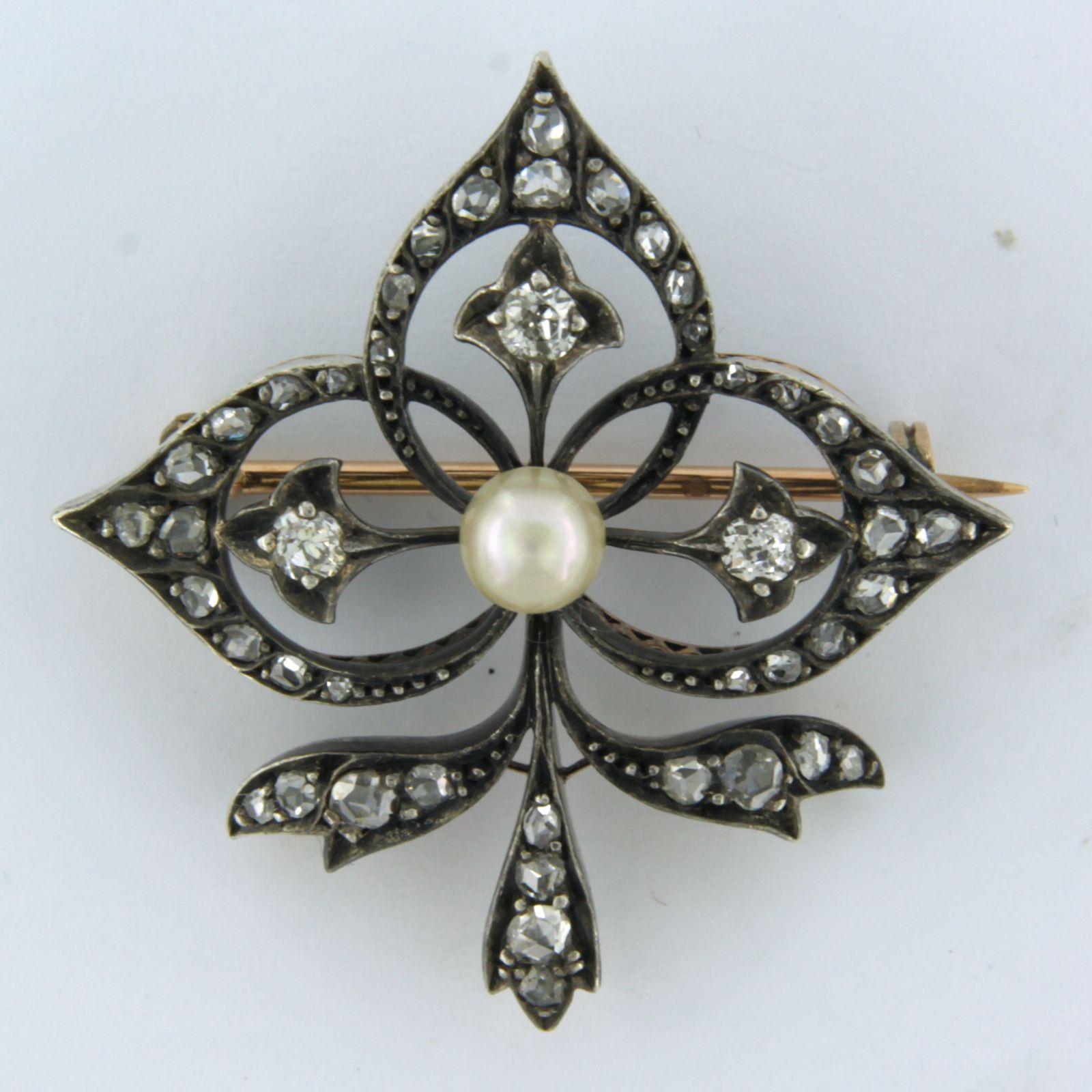 Brooch with pearl and diamonds 18k gold and 835 silver For Sale at 1stDibs