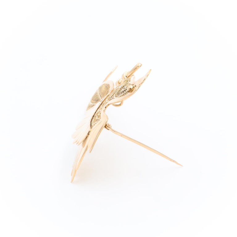 Brooch Yellow Gold For Sale at 1stDibs