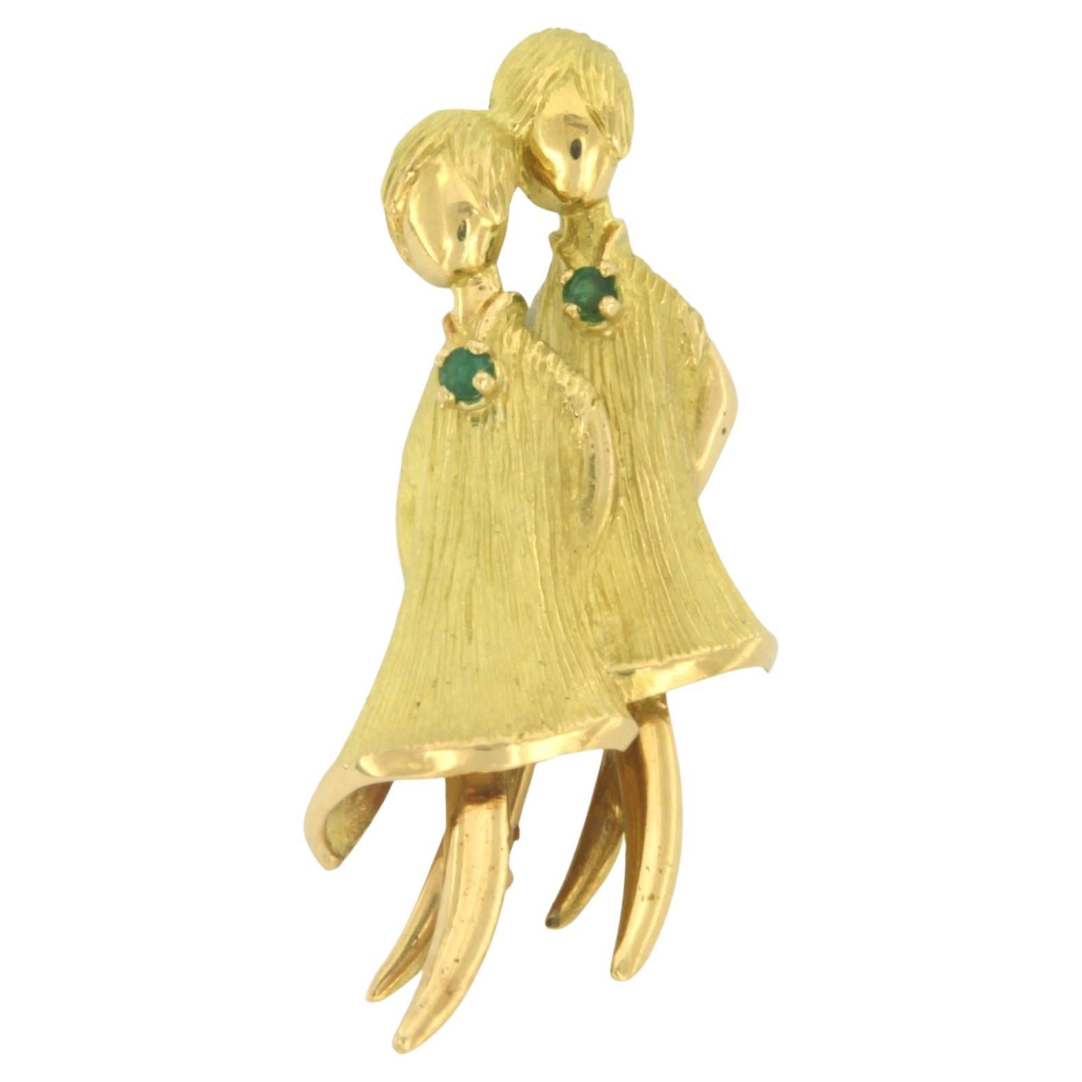 Brooche Emerald 18k yellow gold For Sale at 1stDibs