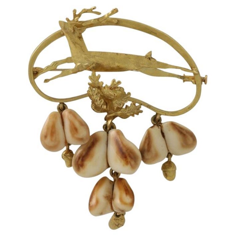 Brosche with Jumping Deer and Grandchildren For Sale at 1stDibs