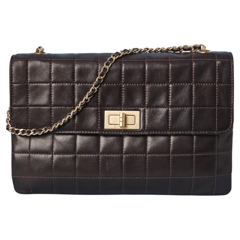Brown leather top-stitched bag Chanel Numbered 7109830 For Sale at 1stDibs