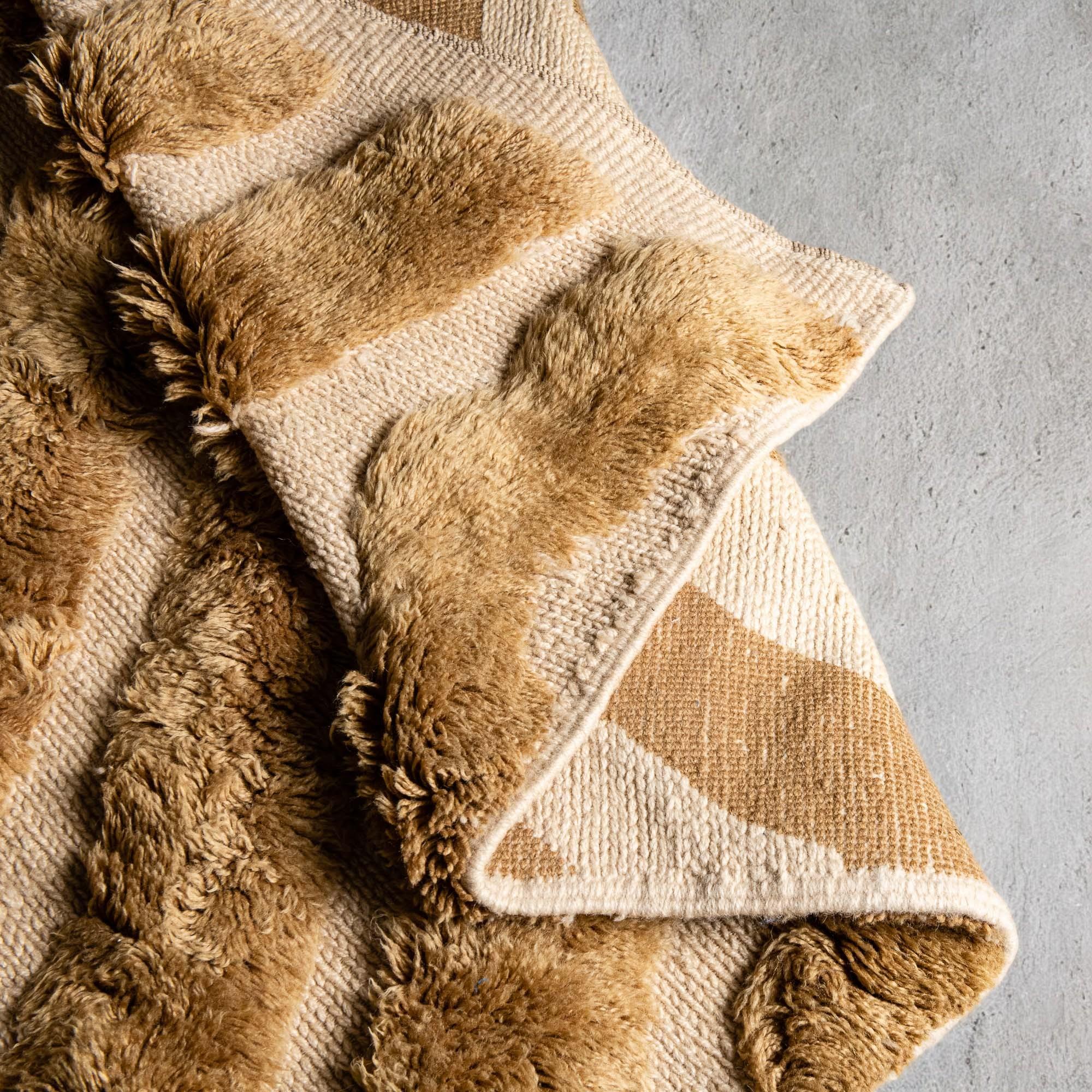 Brown Moroccan Rug 9x12 FT Alhambra Aesthetic, Handwoven Textured ...