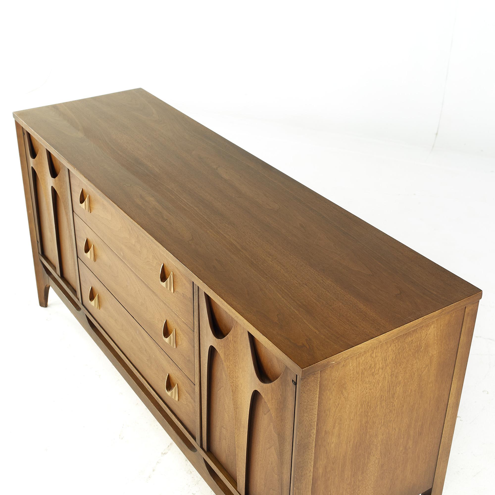 Broyhill Brasilia Brutalist Mid-Century Walnut Buffet and Hutch For ...
