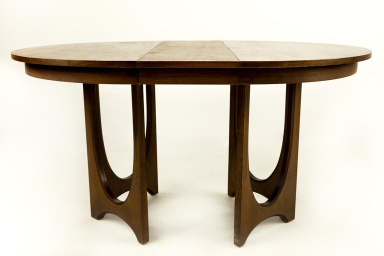 Broyhill Brasilia Mid Century Round Walnut Pedestal Dining Table at 1stDibs