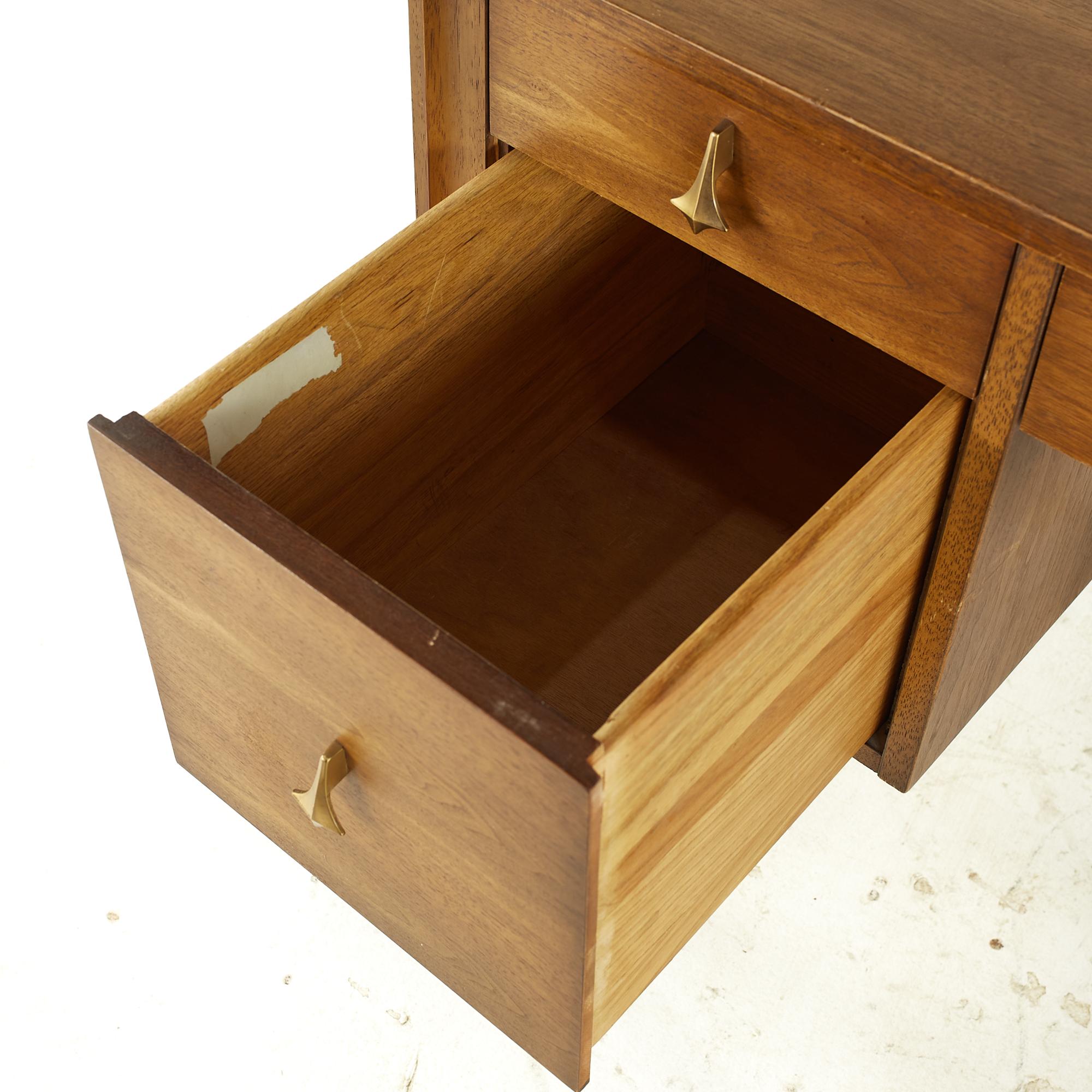 Broyhill Brasilia Midcentury Walnut and Brass Desk For Sale at 1stDibs