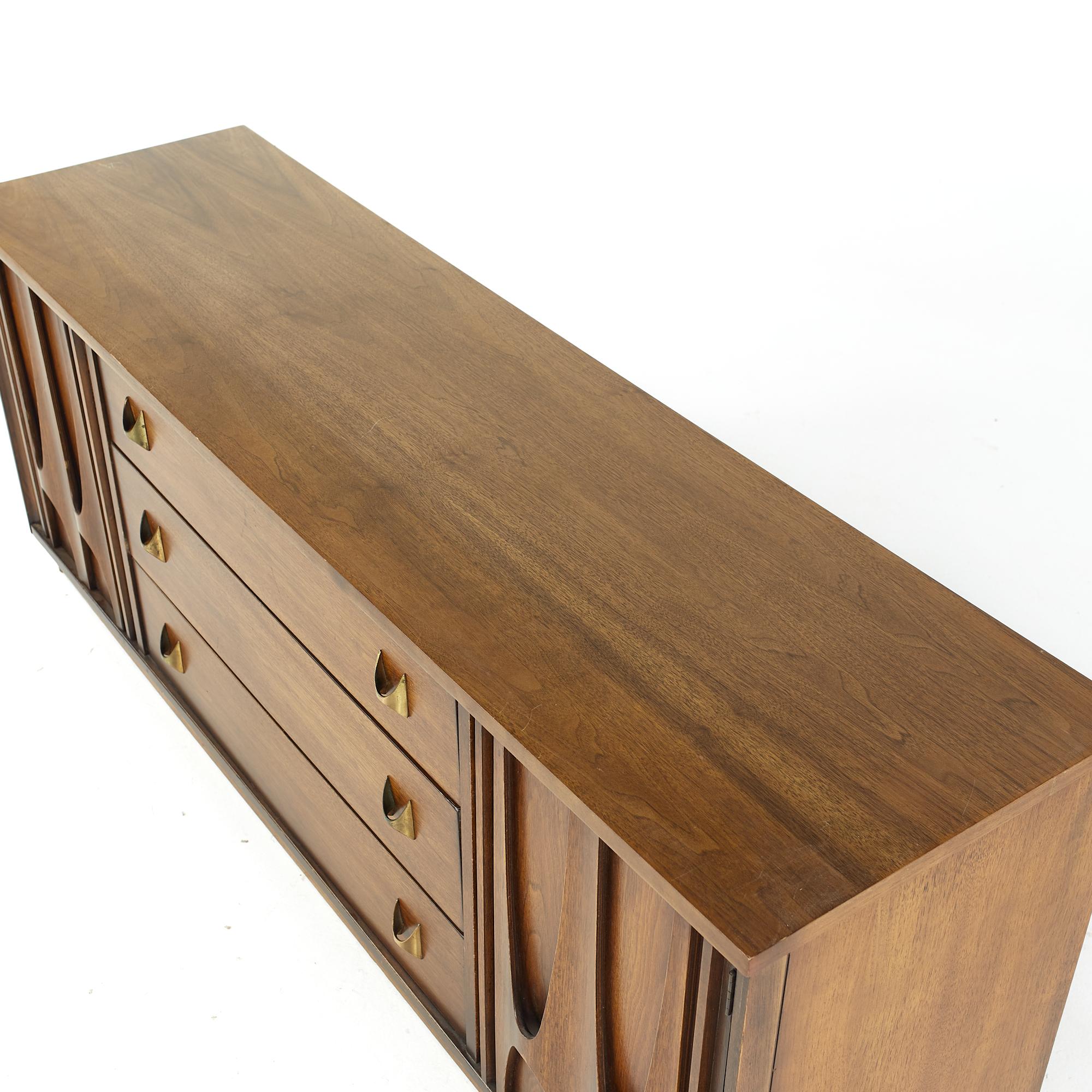 Broyhill Brasilia Midcentury Walnut Plinth Base Buffet and Hutch For ...