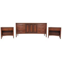 Broyhill Emphasis Walnut Bedroom Set For Sale at 1stDibs | broyhill ...