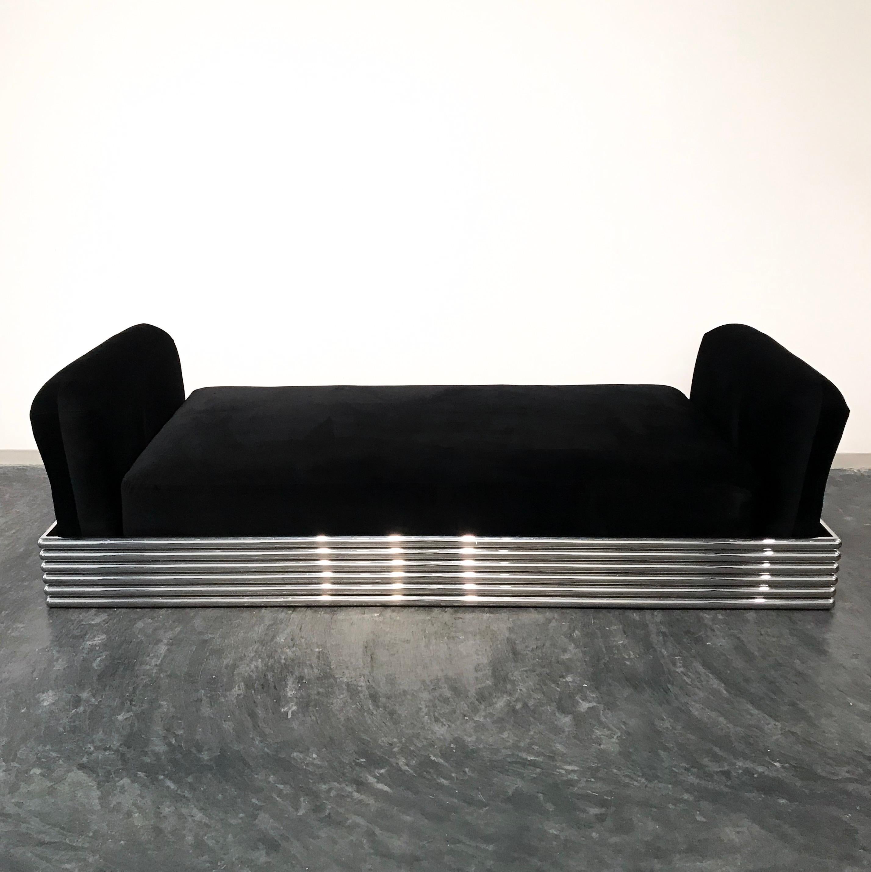 Brueton “Radiator” Daybed at 1stDibs