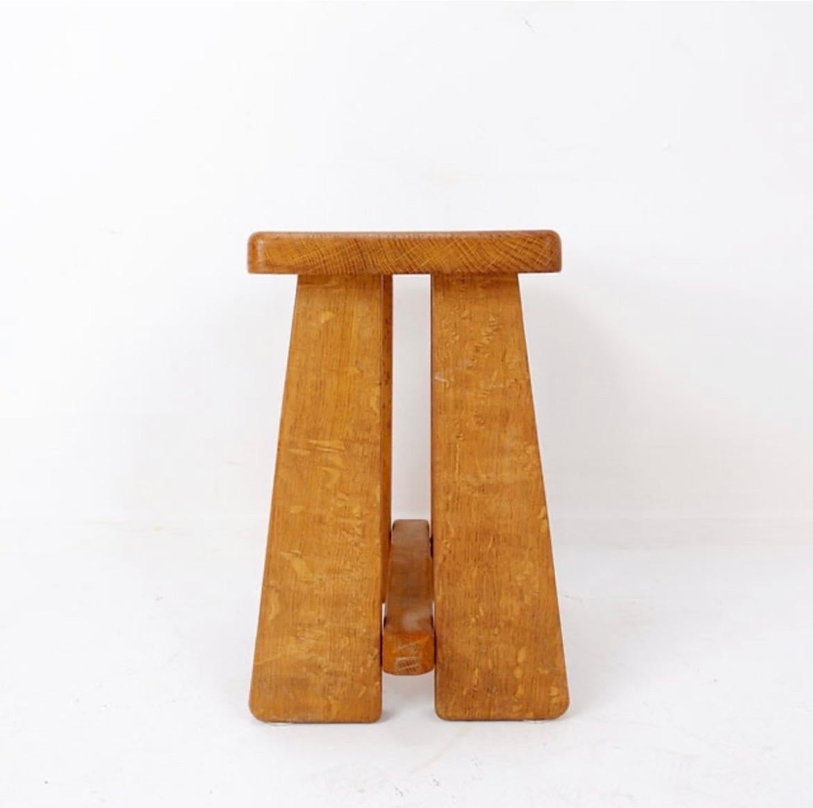 Brutalist bench or side table in solid wood - 1960s For Sale at 1stDibs
