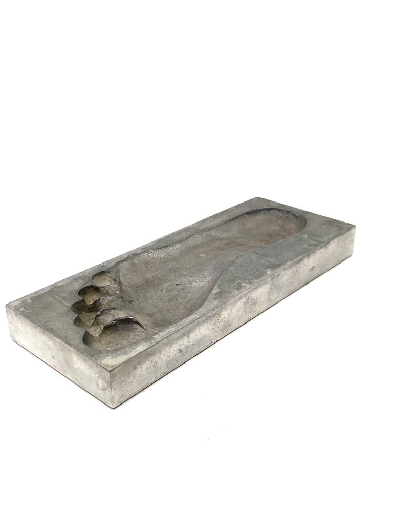 Brutalist Solid Metal Footprint Sculpture, Italy, 1970s For Sale at 1stDibs