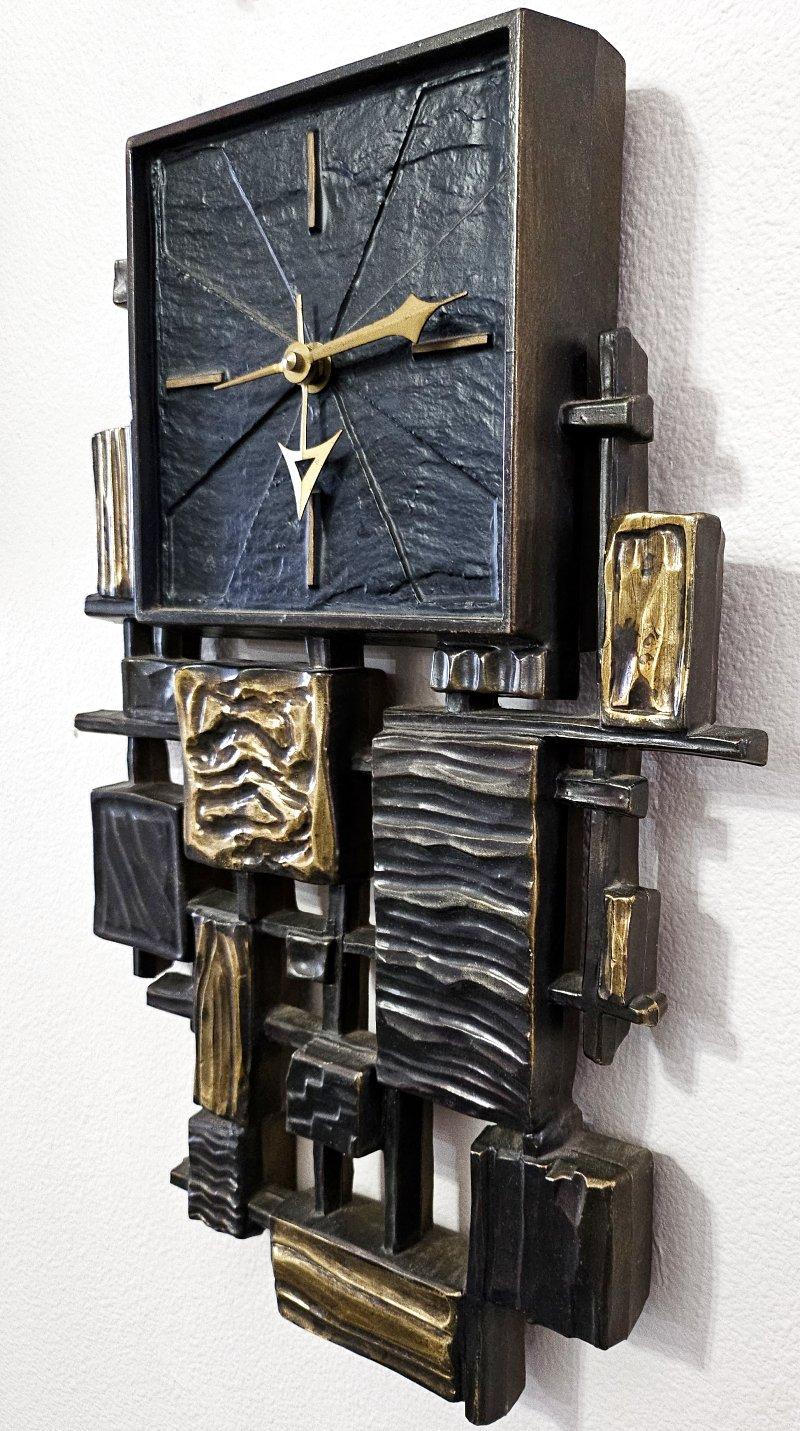Brutalist Wall Clock by Syroco - vintage, mid-century modern. CLOSING ...