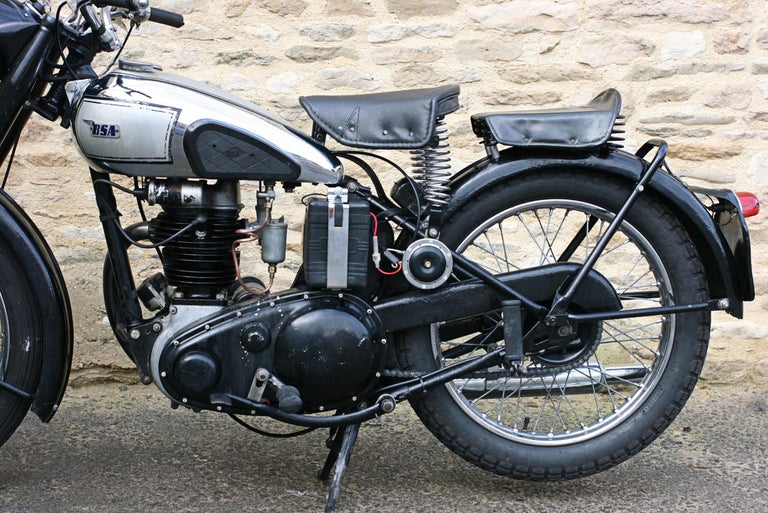 BSA C11 Motorcycle, Classic 250 Cc. Single Cylinder Overhead Valve ...