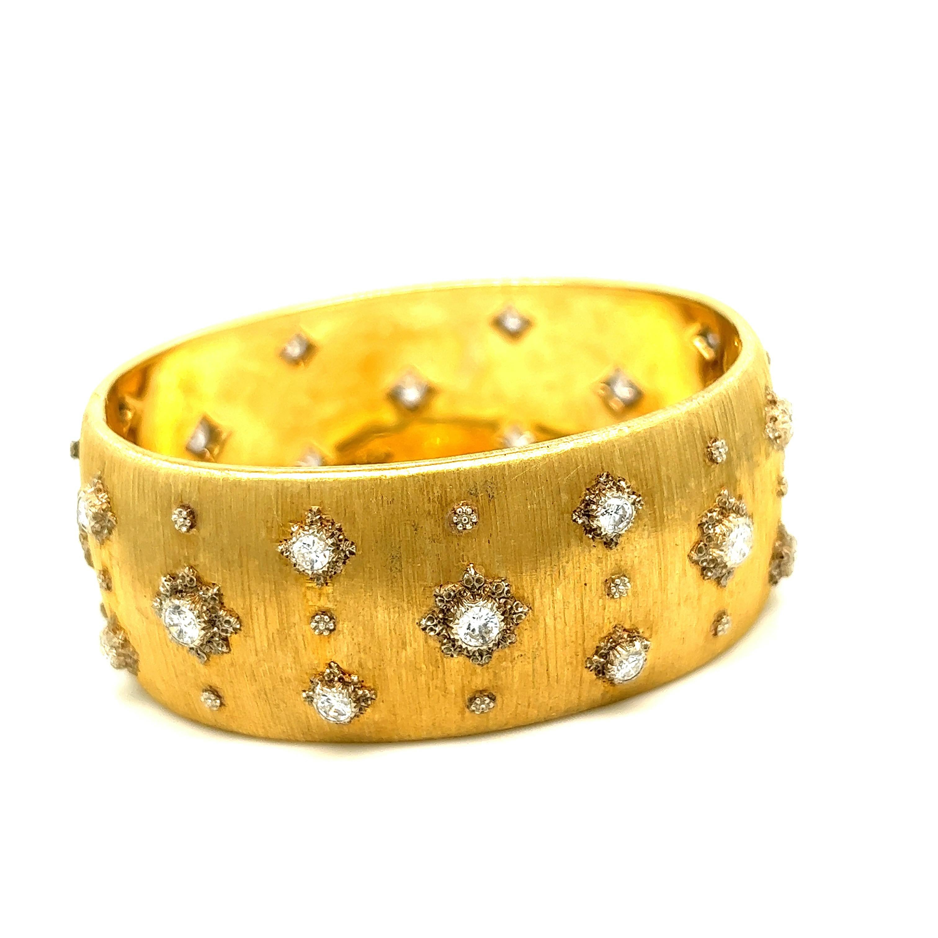 Buccellati Diamond gold Bangle Bracelet For Sale at 1stDibs ...