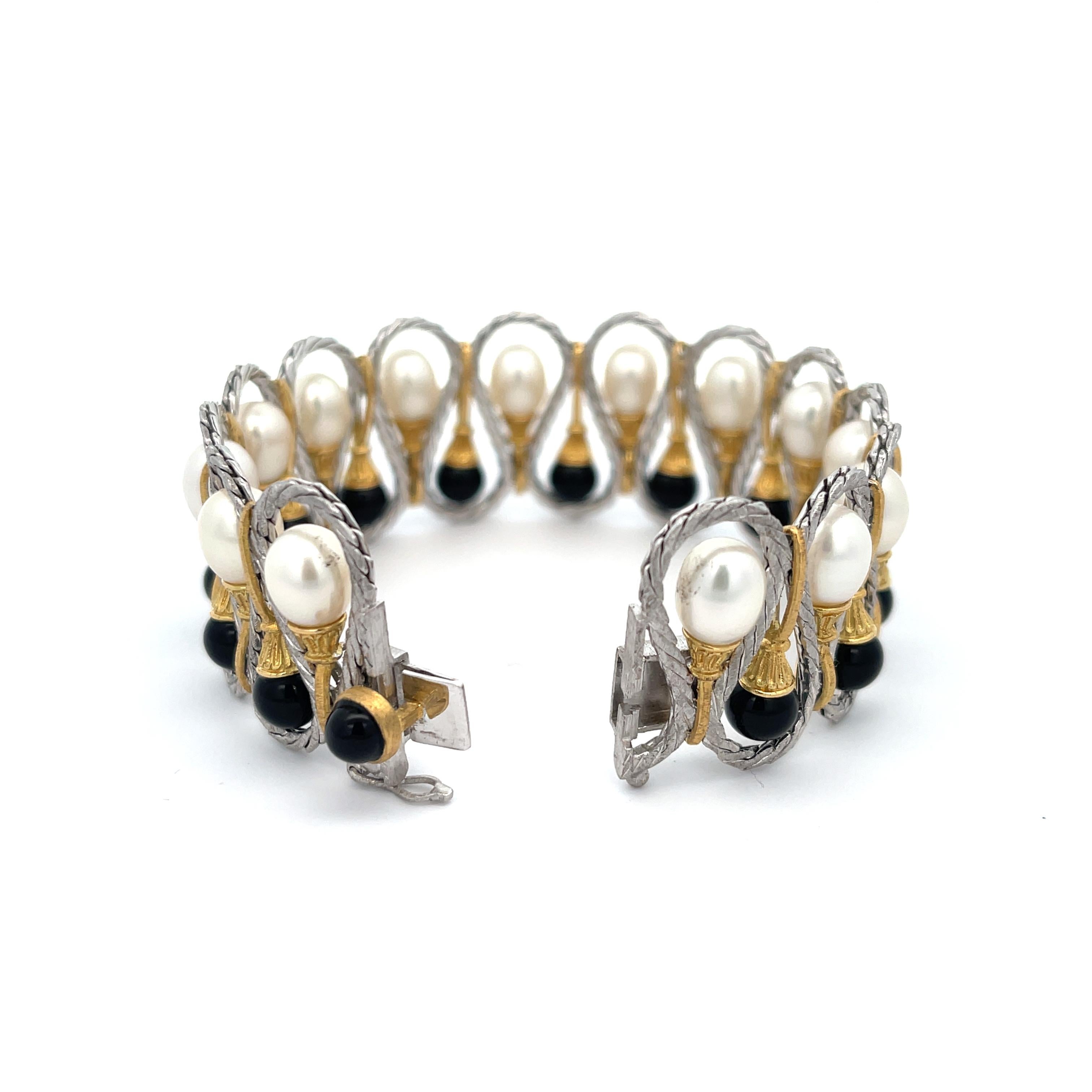 Buccellati Pearl and Onyx Bracelet 18K White and Yellow Gold For Sale ...