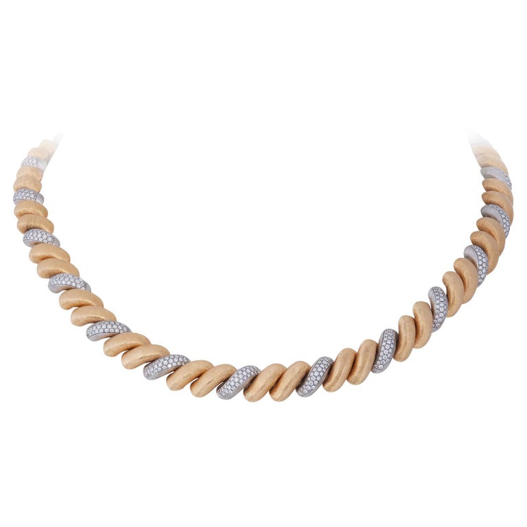 Buccellati 'Tosadé' Gold and Diamond Necklace For Sale at 1stDibs