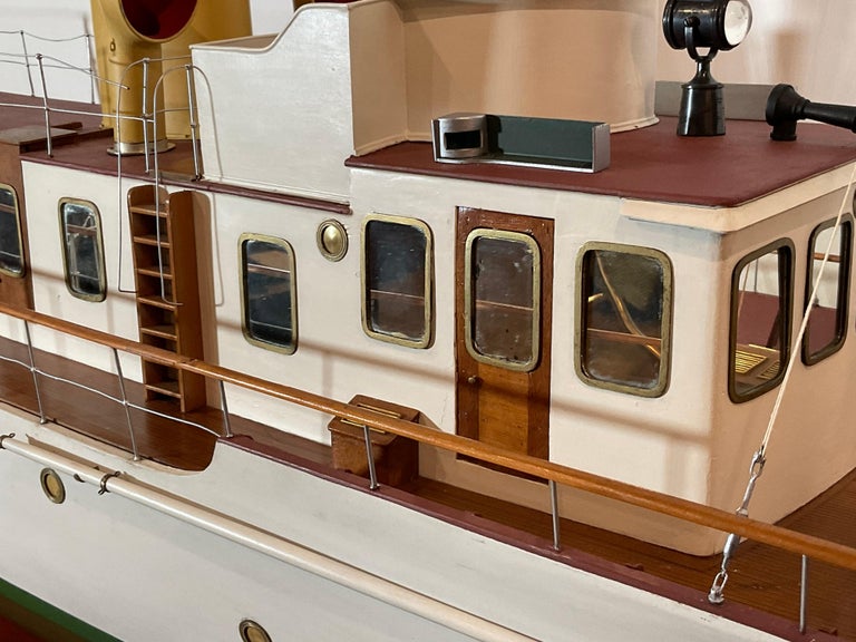 Builders Model of Royal Yacht Squadron Yacht Rys, Ceto For Sale at 1stDibs