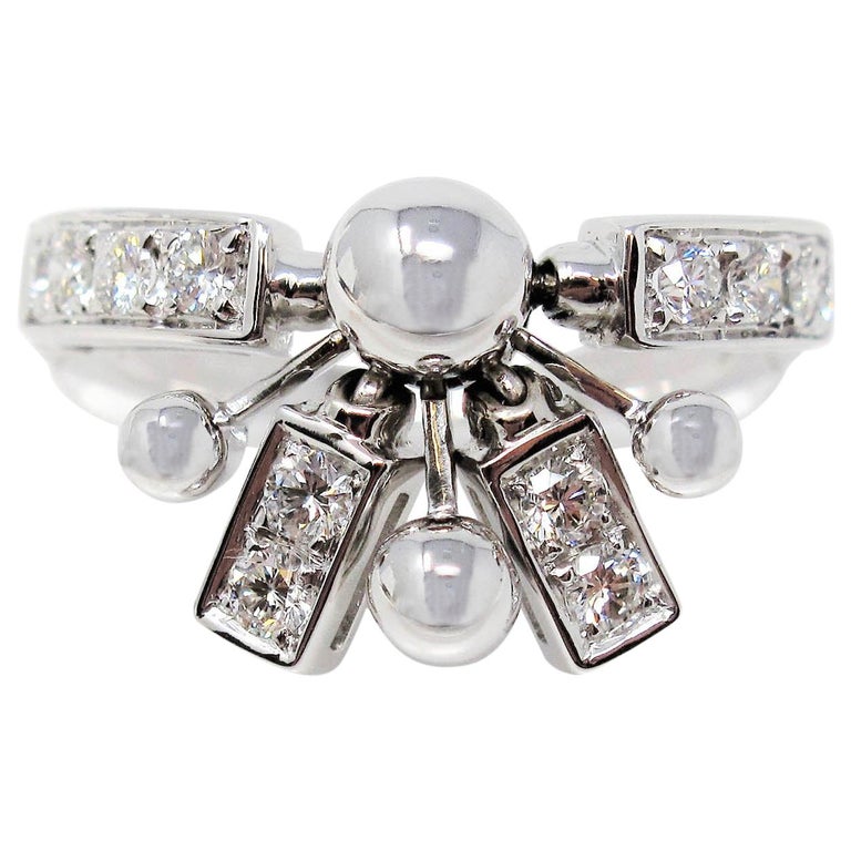 Bulgari 18 Karat White Gold and Diamond Flexible Astrale Fireworks Band ...