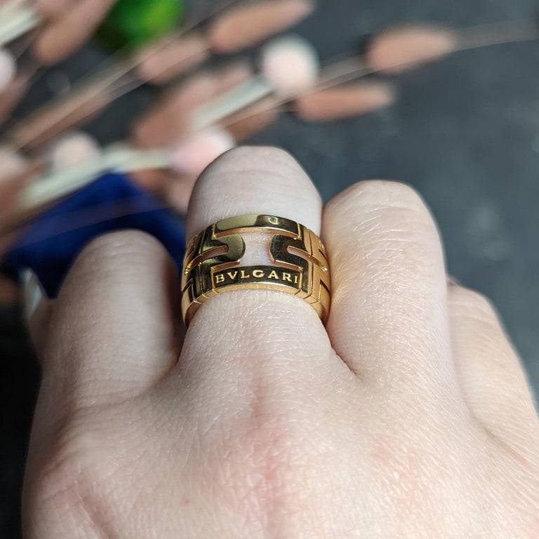 Bulgari Contemporary 18 Karat Gold Parentesi Italian Band Ring at 1stDibs