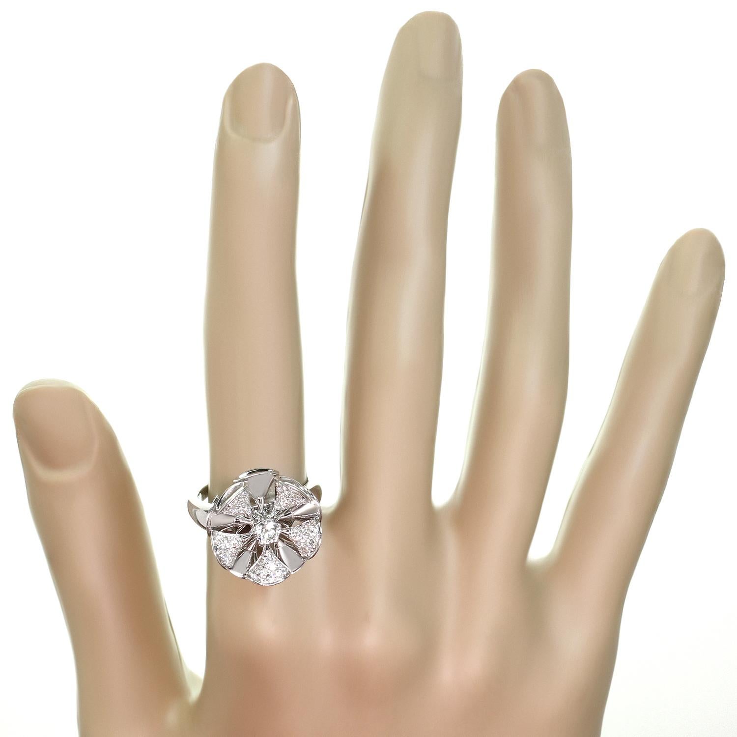 Bulgari Diva's Dream Diamond White Gold Flower Ring For Sale at 1stDibs ...