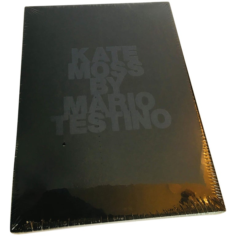 Kate Moss by Mario Testino Giant Hardcover, Signed at 1stDibs