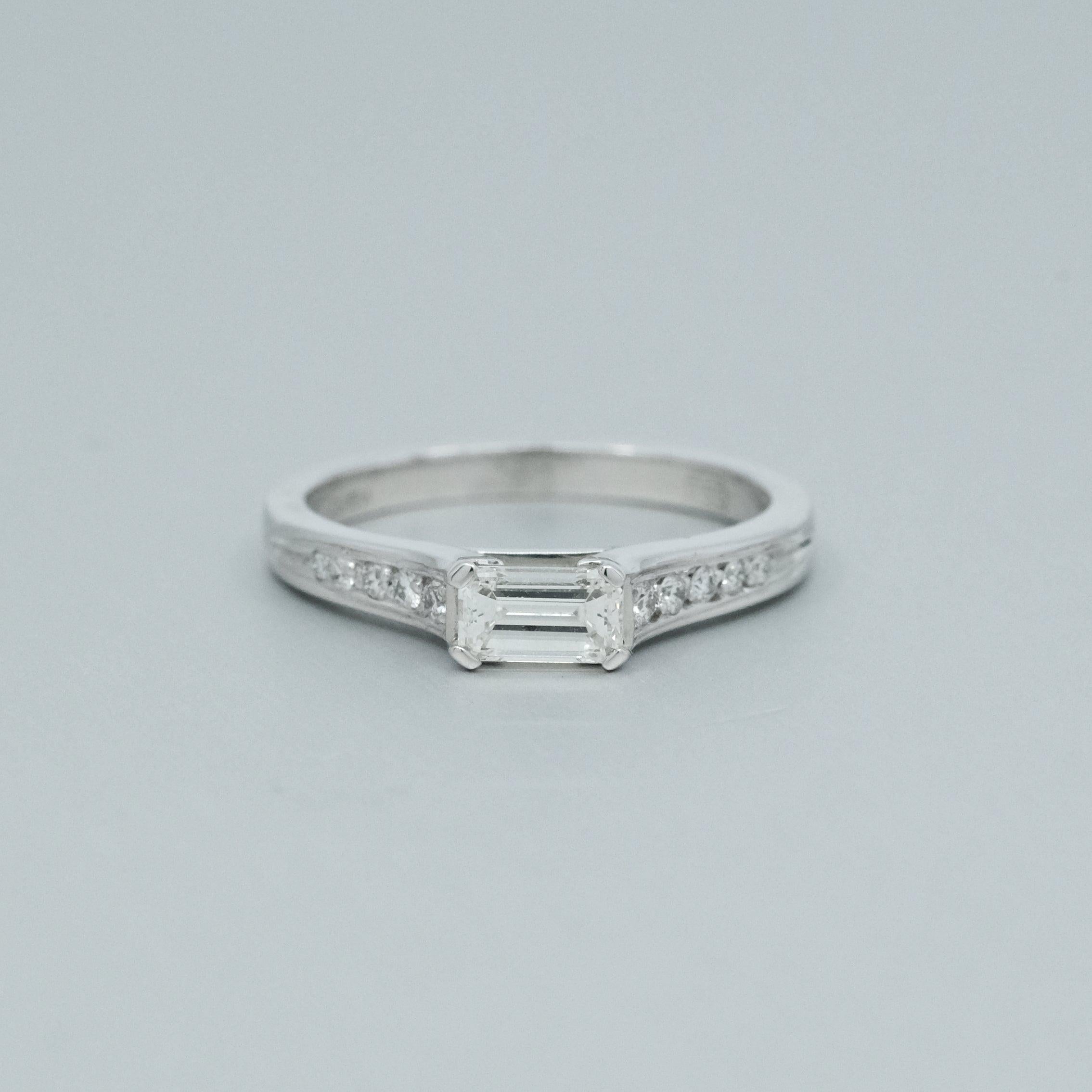 BUNDA Ara Diamond ring, total weight 0.51ct Diamonds in 18k white gold ...